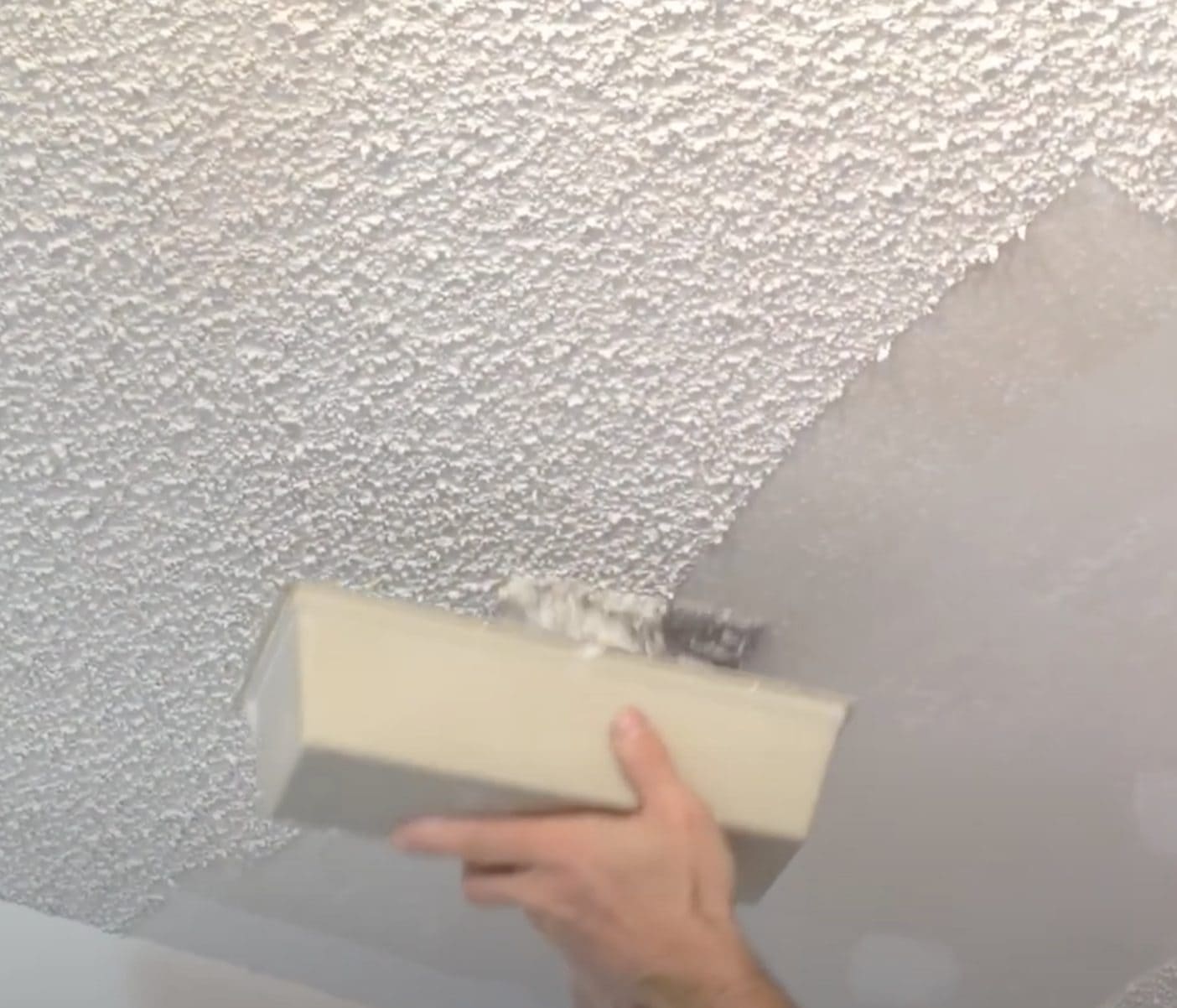 Top Methods to Easily Remove Stucco Ceiling – Mississauga Handyman